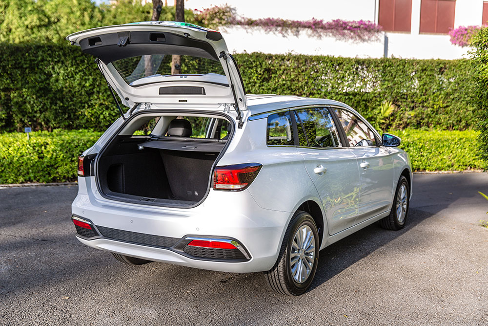 MG EP สเตชั่นแวกอน ไฟฟ้า 100%